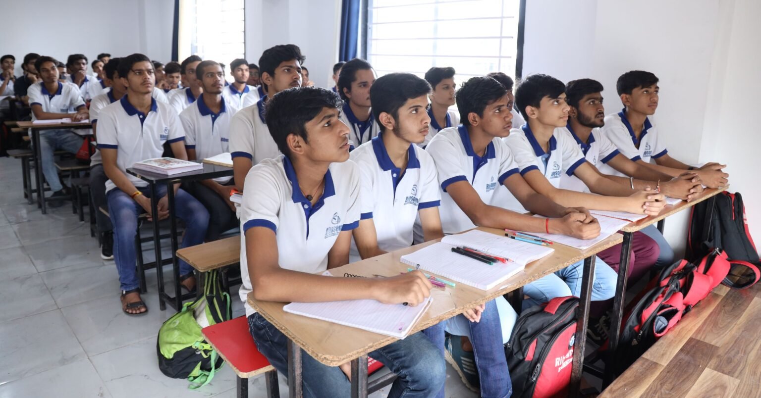 NEET best coaching in indore | Explore Our Courses